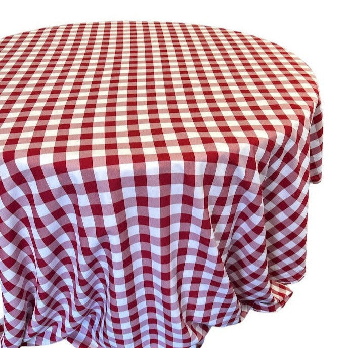 red checkered tablecloth pattern